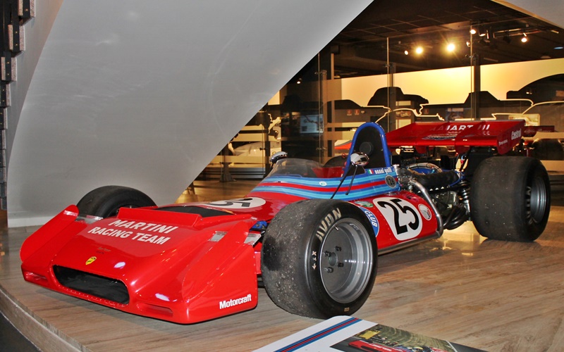 Martini Racing - Inseguendo il Mito - Tecno PA123/1